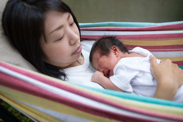 PMSは産後に悪化するのか？対策や不調を乗り切る制度まで紹介